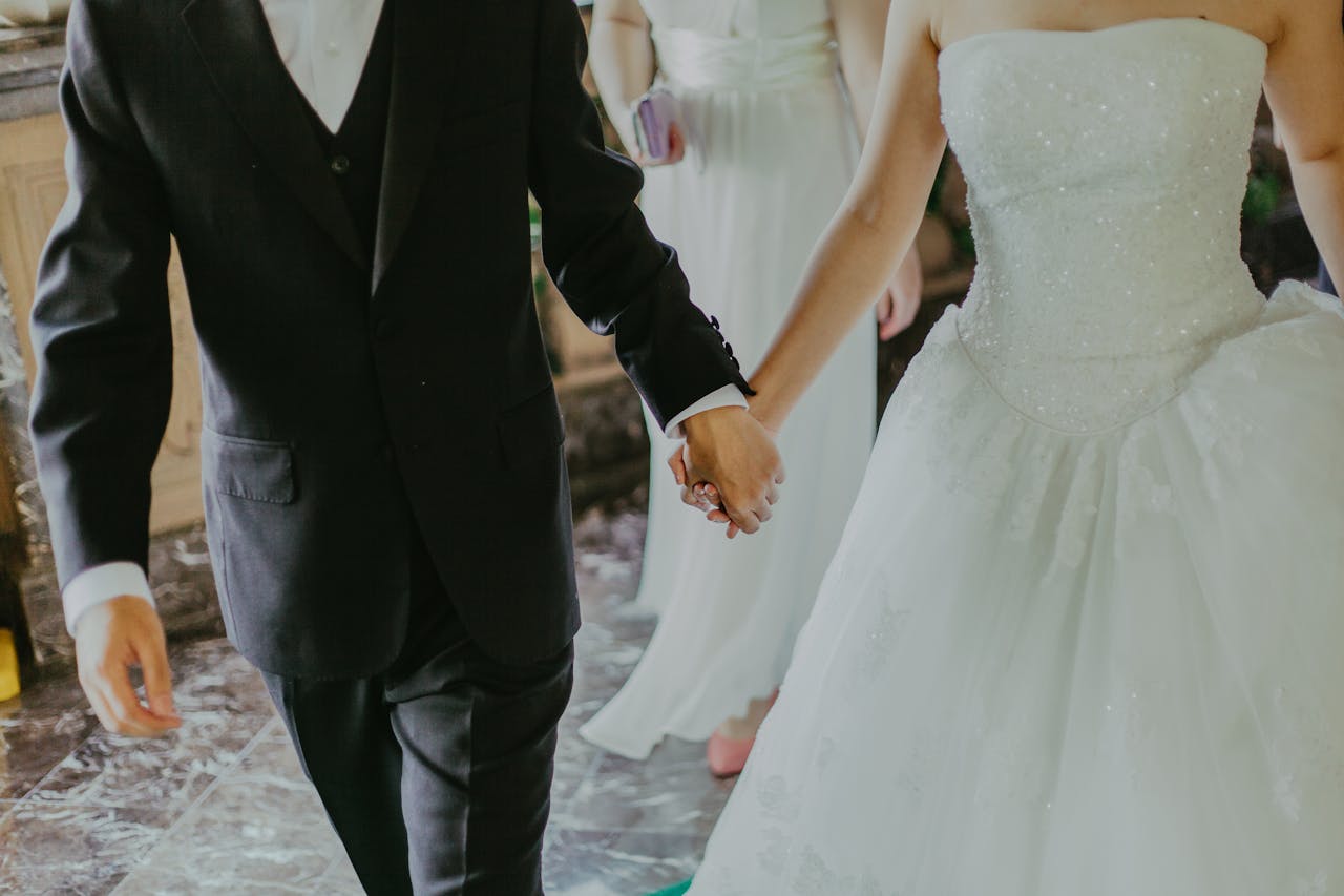 The Complete 5-State Guide Where You Can Get Married Online - Get ...